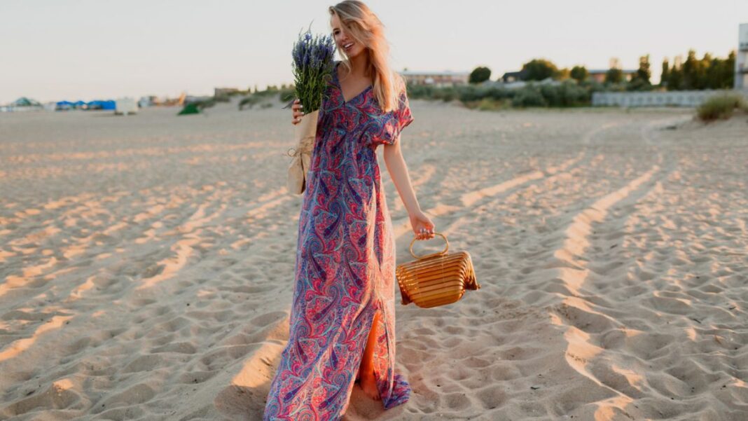 Καλοκαιρινό look: Ανακαλύψτε τα must-have κομμάτια